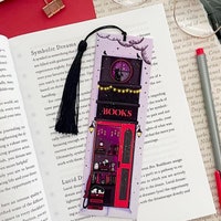 Werewolf Bookmark, Collectible Laminated Art Bookmark, Horror Fan Gift ...