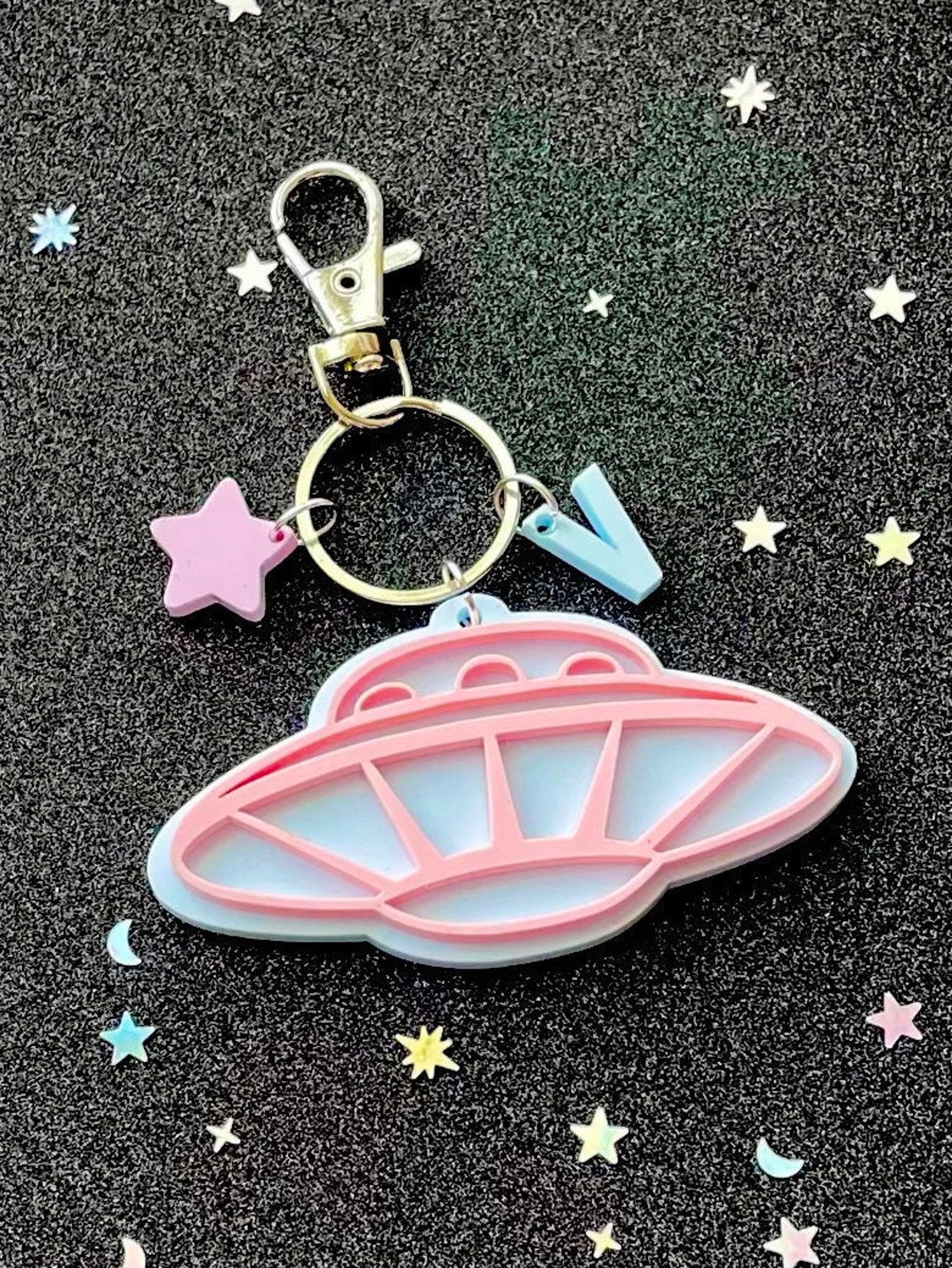 UFO Spaceship Keychain Pink Spaceship Keychain UFO Key - Etsy