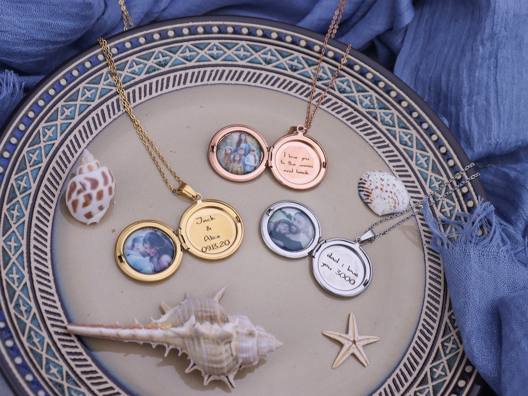 Personalized Locket Necklace in Gold, Rose Gold, and Silver ...