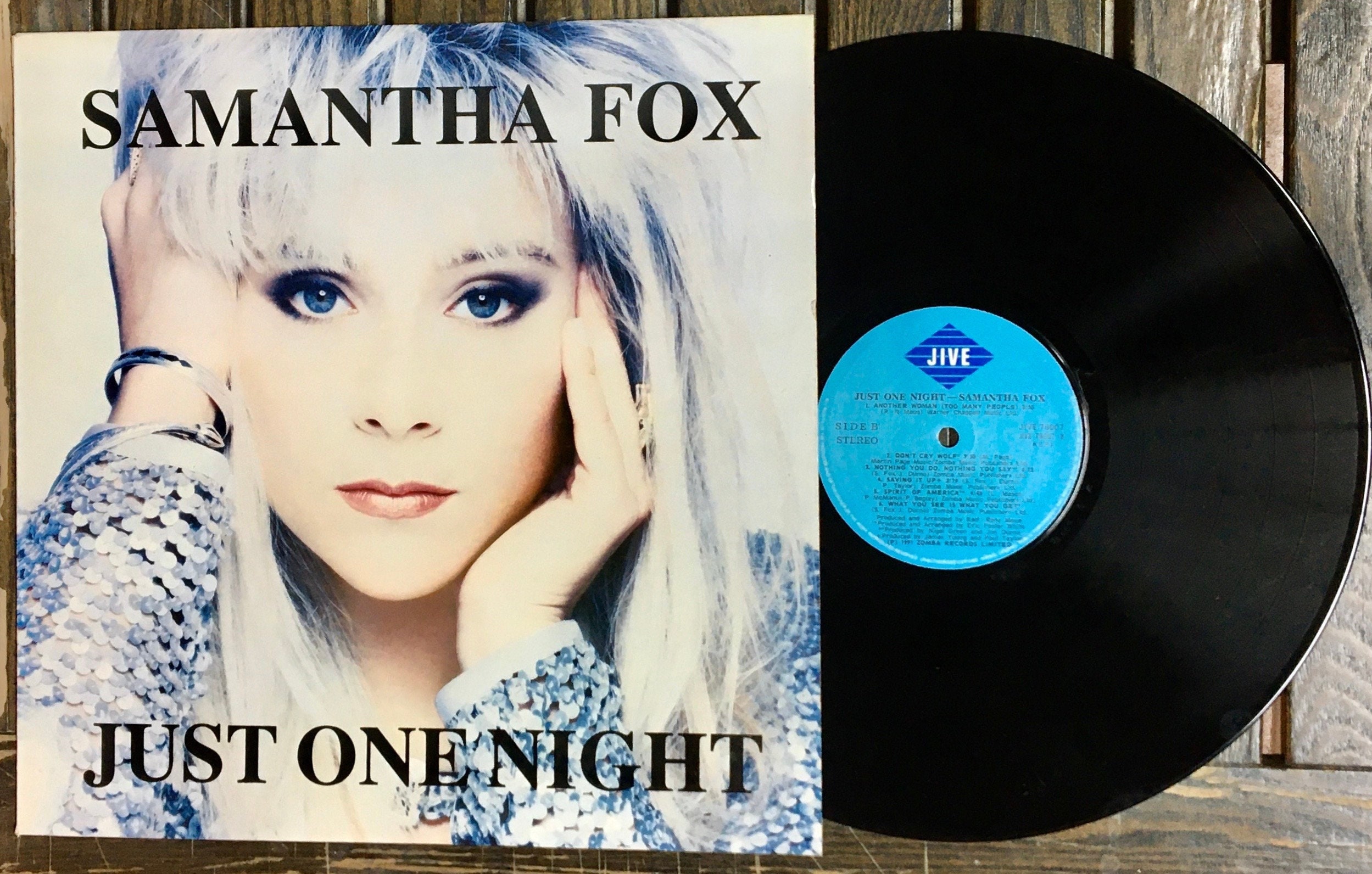 Samantha Fox's Instagram, Twitter & Facebook on IDCrawl