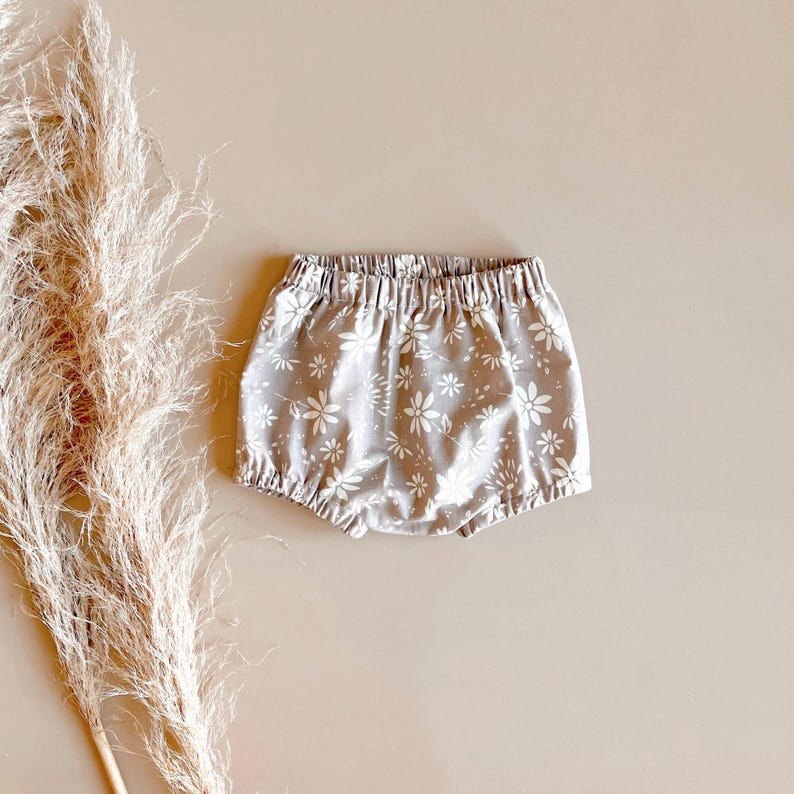 Baby Bloomer Shorts Sewing Pattern, Baby Girl Short Bloomers Pattern ...
