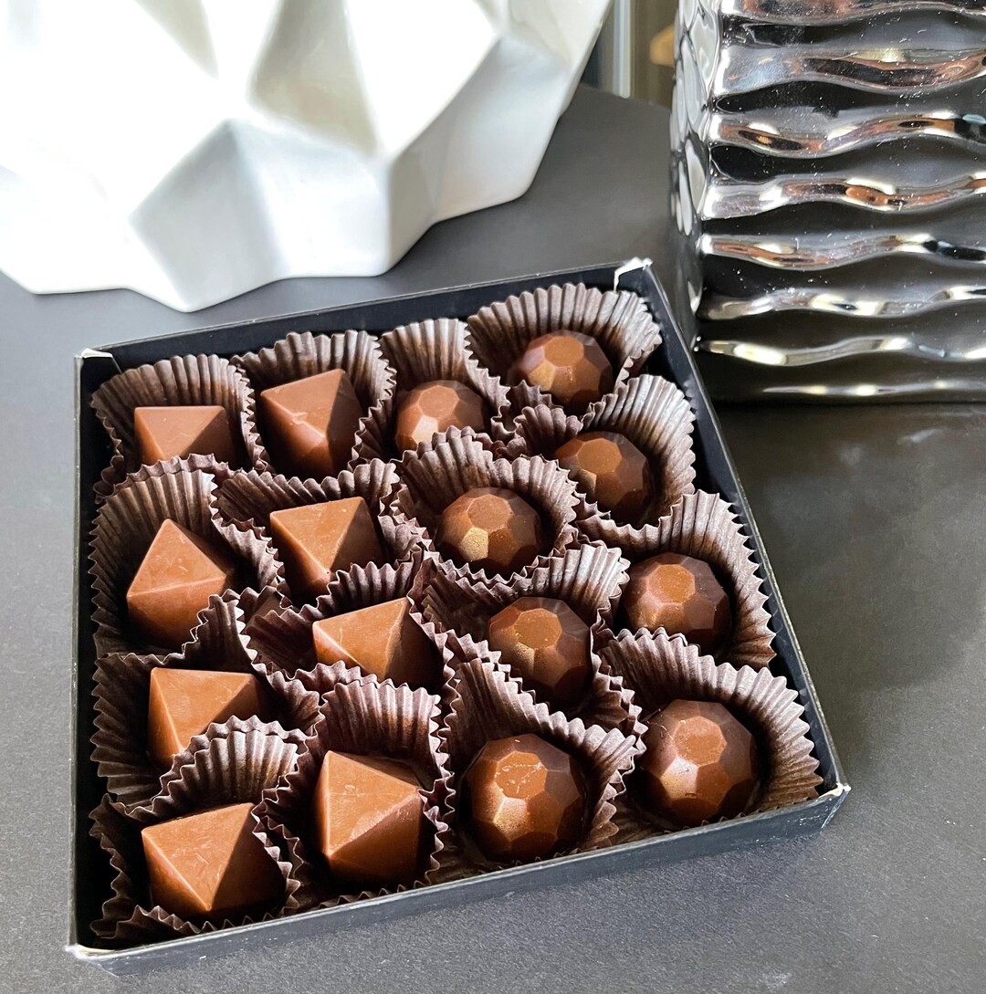 Bourbon Bonbons Gift Box: Buffalo Trace & Old-fashioned Cocktail ...