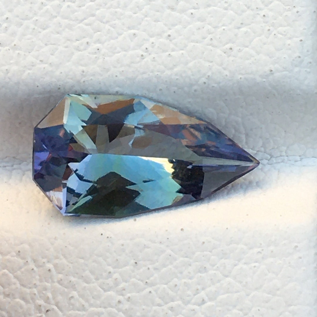 Natural Tanzanite Special Cut Bluesh Green Peacock Color Tanzanite ...