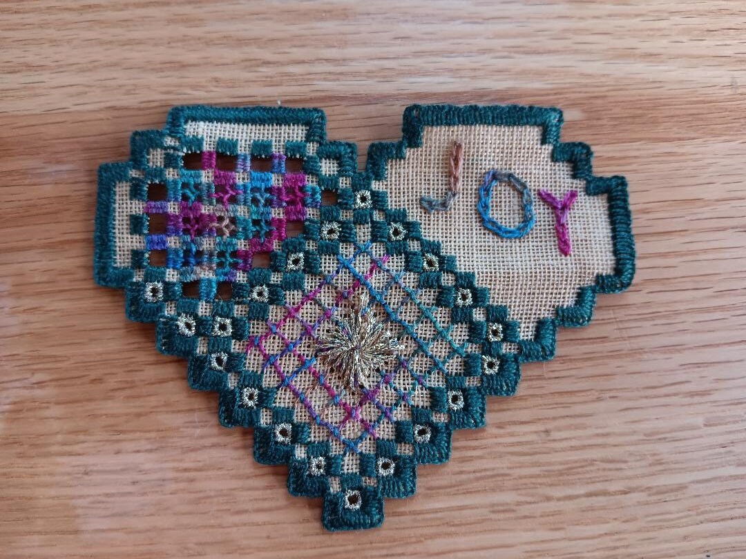Heart of Joy Hardanger Ornament Pattern - Etsy