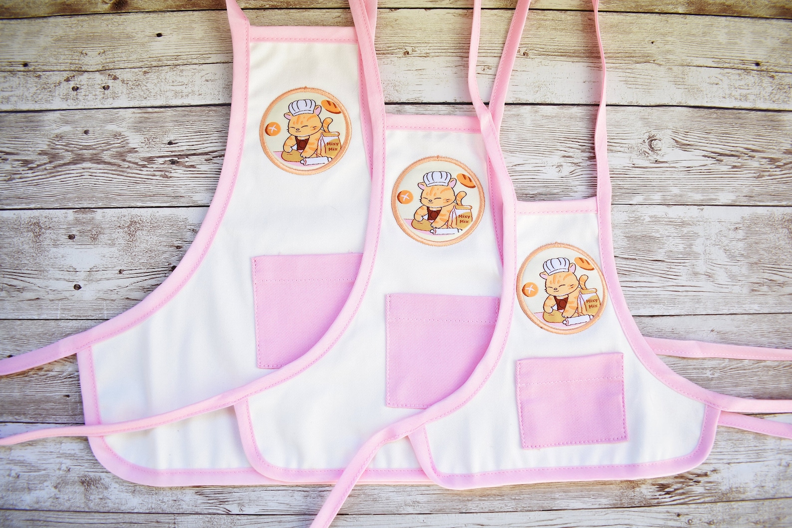 Honey's Mixy Mix Signature Apron - Etsy
