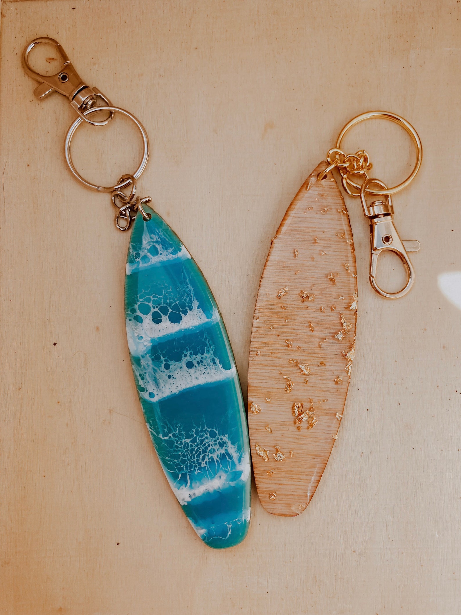 BULK 30 Surfboard Keychain ~ Ocean Theme ~ Surf Beach Tropical Style ...