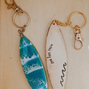 BULK 30 Surfboard Keychain ~ Ocean Theme ~ Surf Beach Tropical Style ...