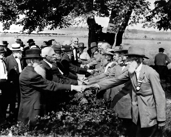 Historical Civil War Poster Print: Veterans Handshake Across | Etsy