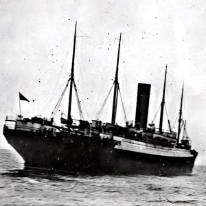 Historical Poster Print: Title - ss CARPATHIA With TITANIC Lifeboats ...