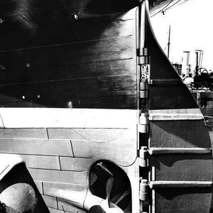 Historical Poster Print: Title - Stern and Rudder of the RMS TITANIC ...