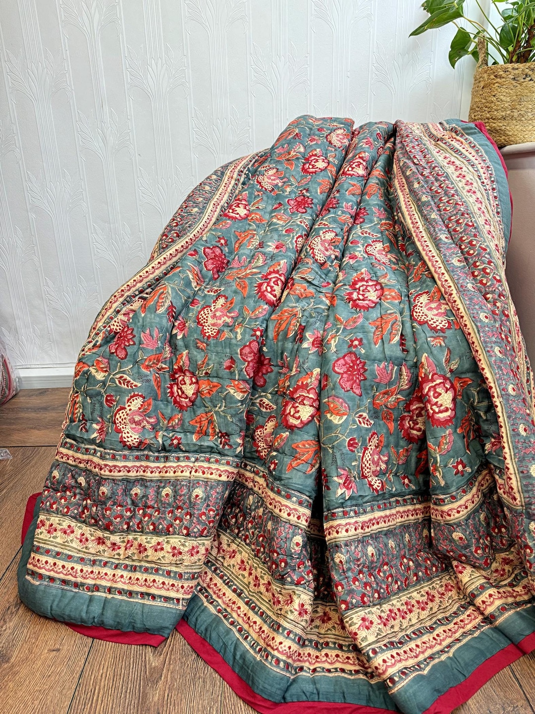 Quilted Pure Cotton Reversible Bed Throw King Size Summer Indian Quilt ...