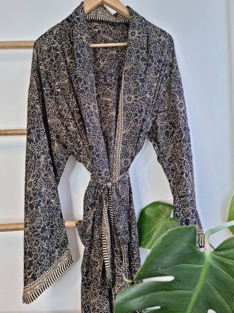 Men's Silk Boho Kimonos Man House Beach Artist Robe - Etsy