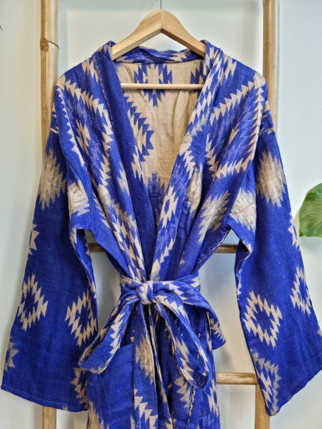 Unisex Yak Wool Blend Floral Kimono/robe Regal Bright Urban - Etsy