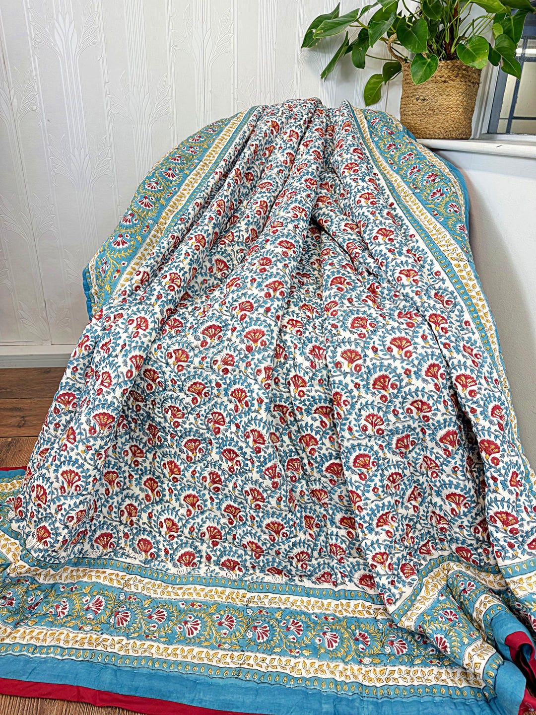 Quilted Pure Cotton Reversible Bed Throw King Size Summer Indian Quilt ...