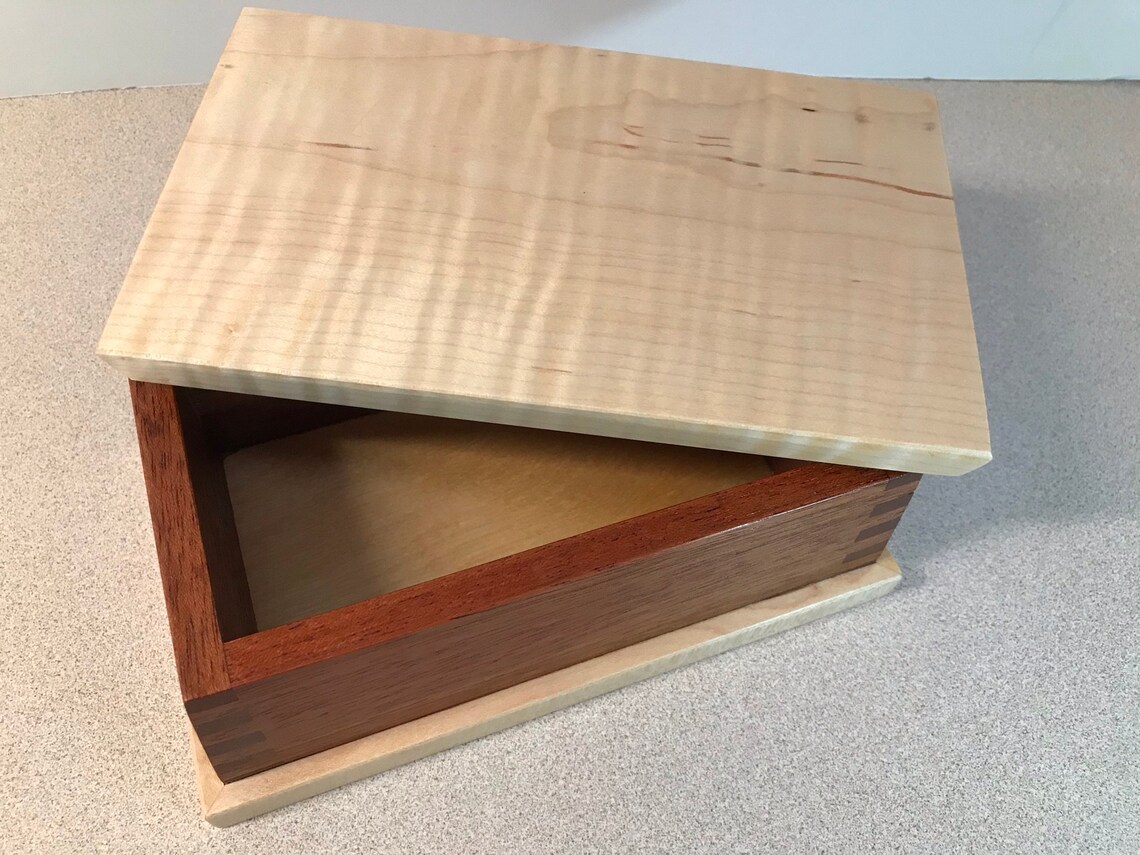 Jatoba and Curly Maple Box - Etsy