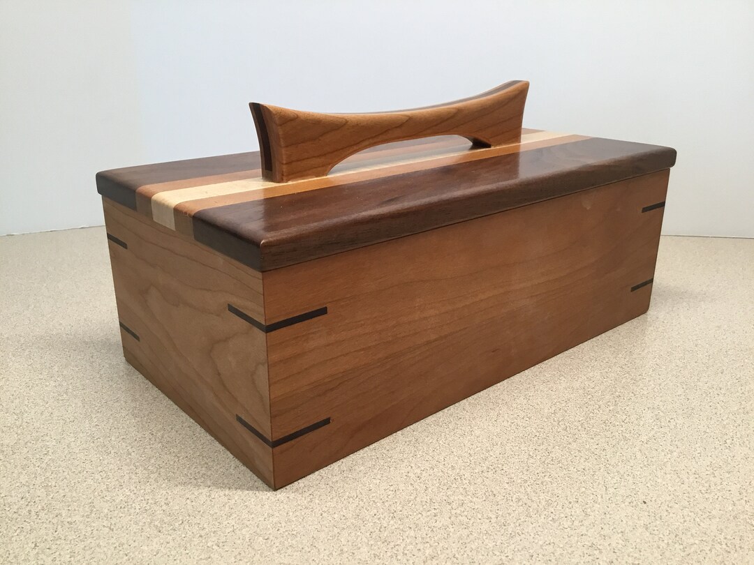 Black Walnut, Cherry and Curly Maple Box - Etsy