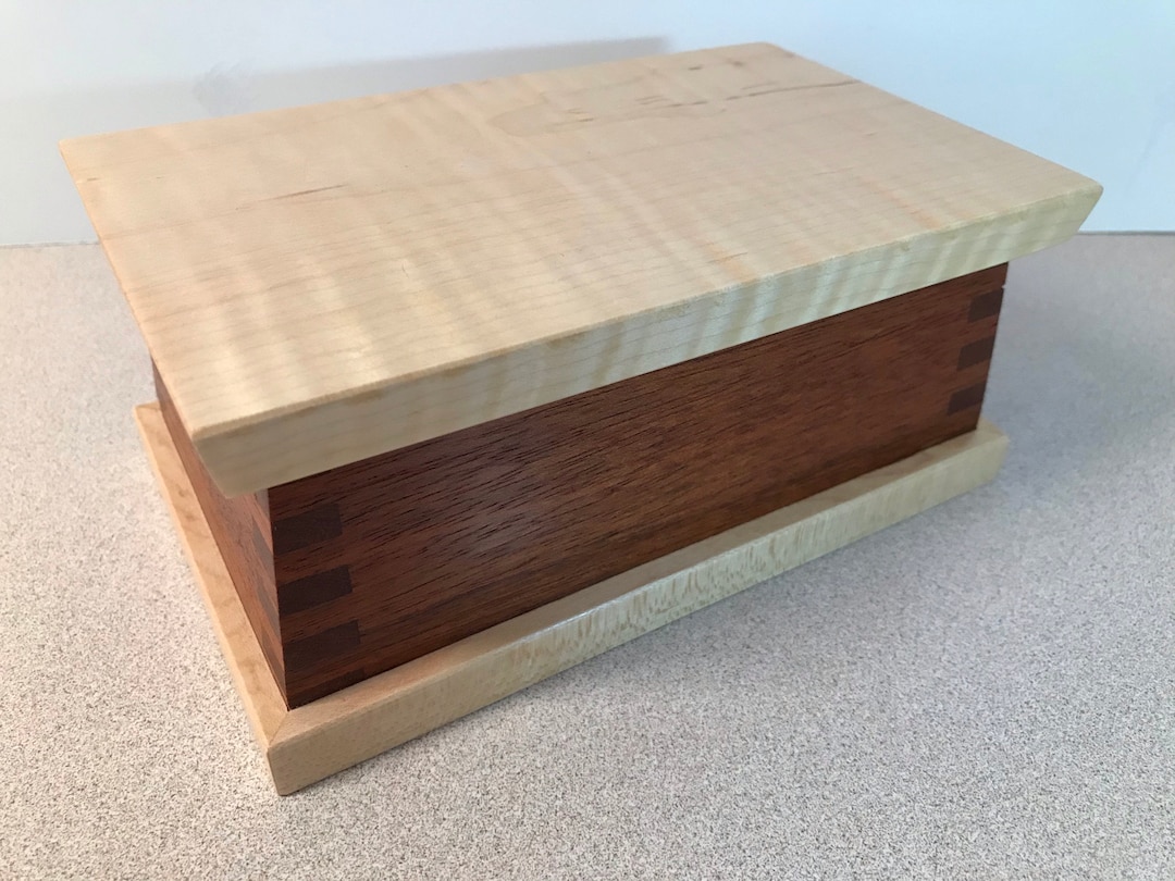 Jatoba and Curly Maple Box - Etsy