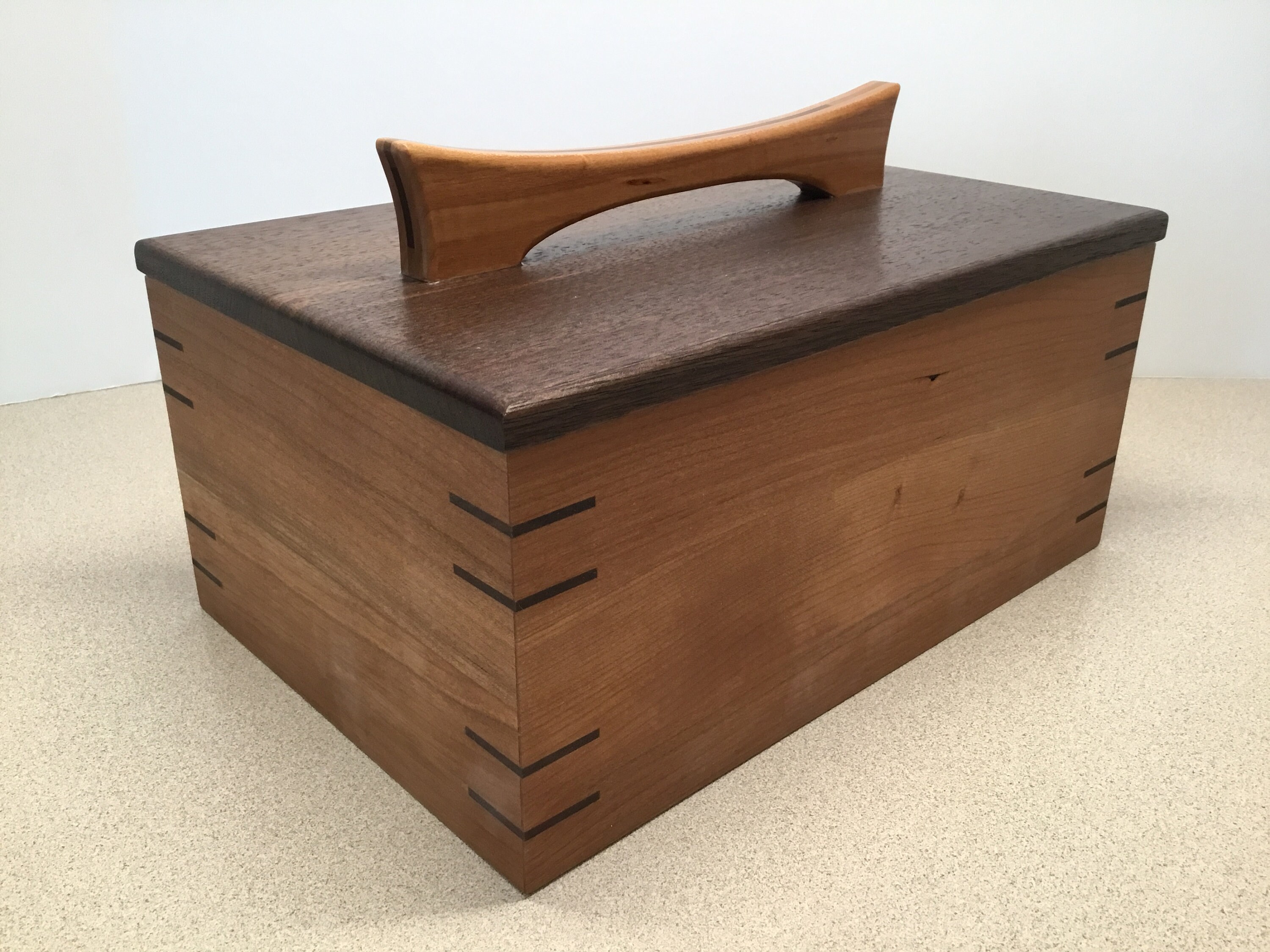 Black Walnut & Cherry Keepsake Box - Etsy