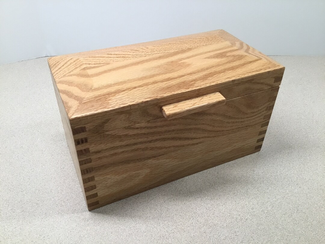 Red Oak Box With Hinged Lid - Etsy