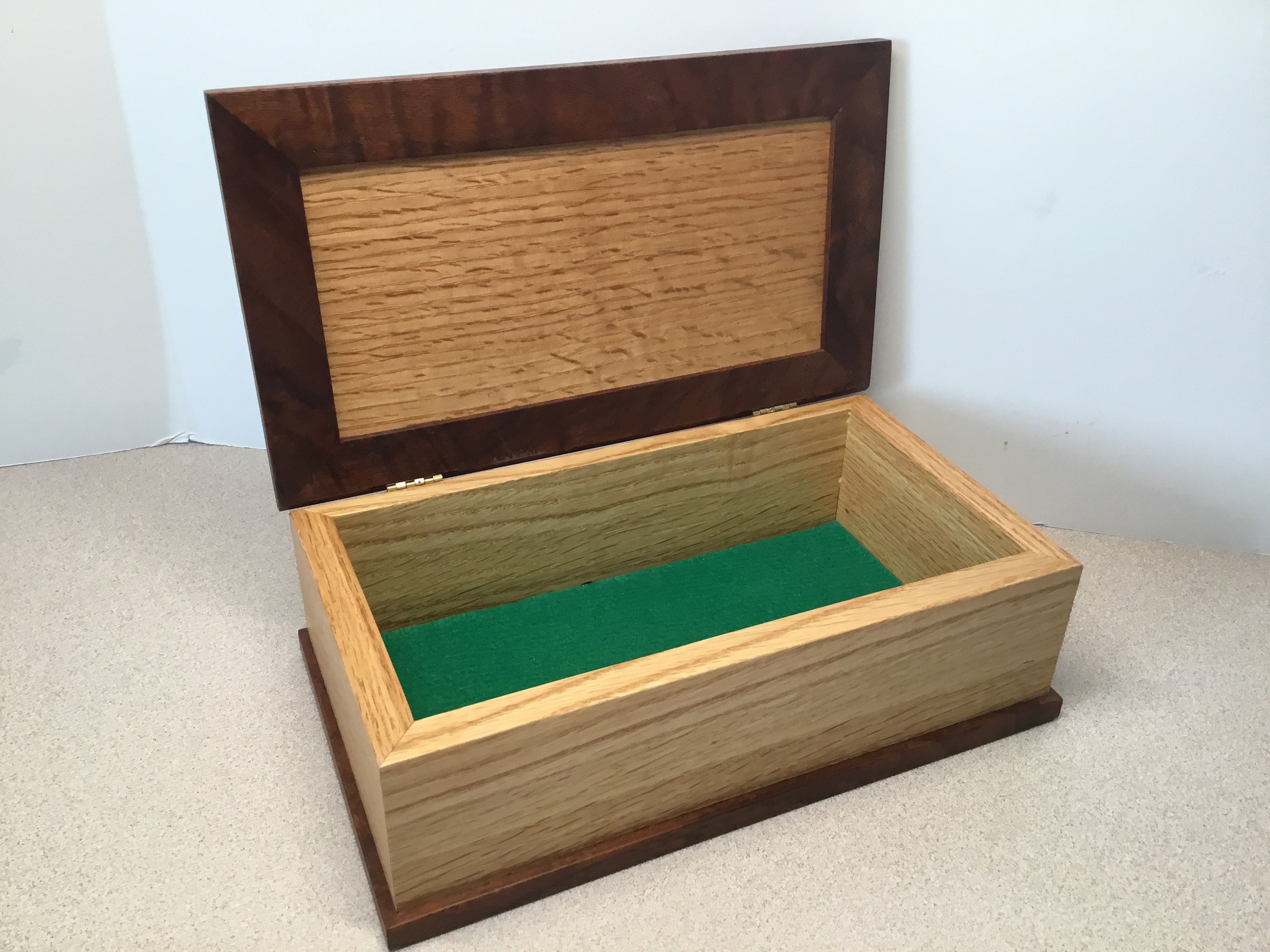 Quartersawn Oak Box With Black Walnut Framed Lid - Etsy