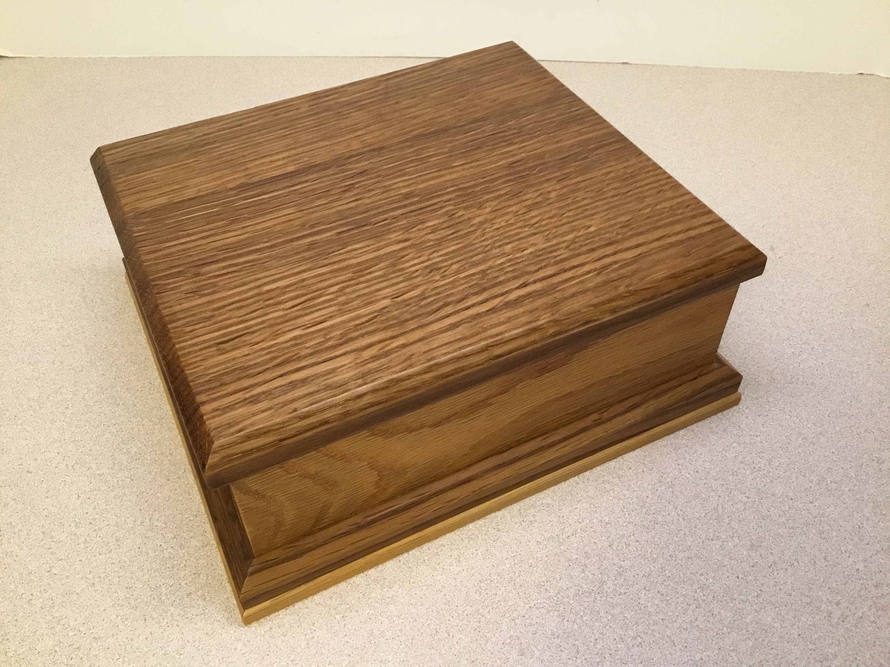 White and Red Oak Box - Etsy