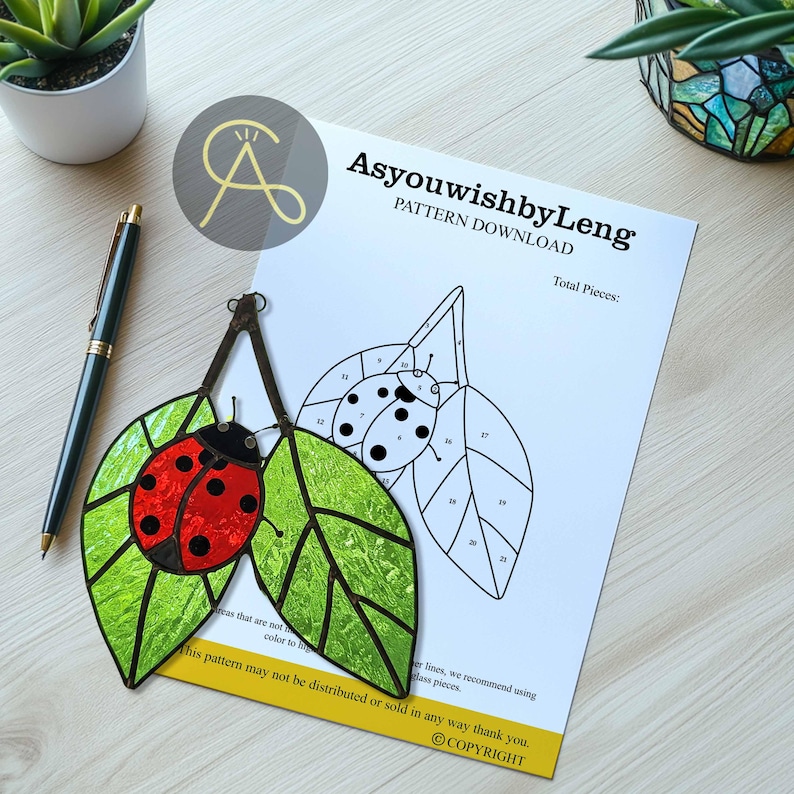 Ladybug Stained Glass Pattern: DIY Suncatcher (PDF Download) - Etsy