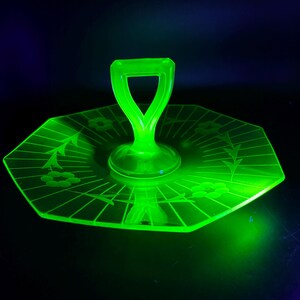 Vintage Depression Uranium Glass Etched Art Deco Octagonal Handled ...