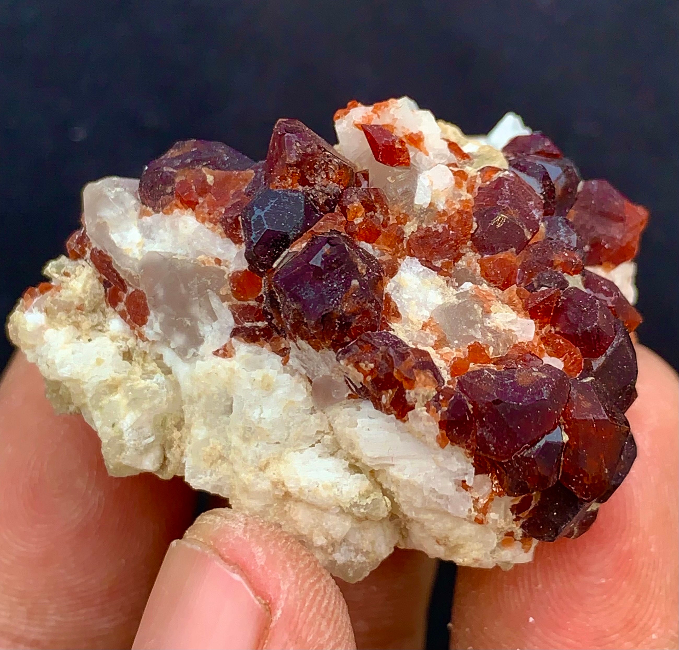 Natural Garnet Cluster Bunch Specimen-garnet Crystal-garnet Minerals ...