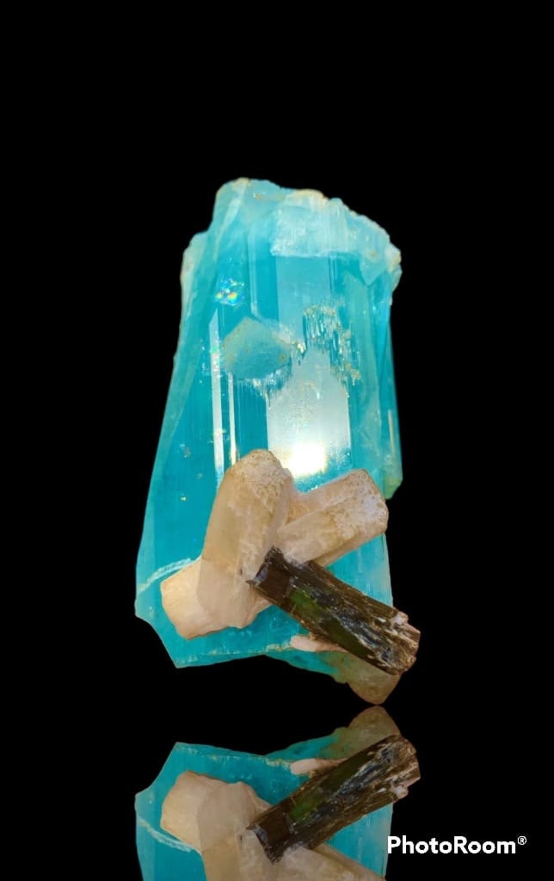 556.0 C.t Rare Gemmy Dark Blue Color Terminated Aquamarine Crysta. - Etsy