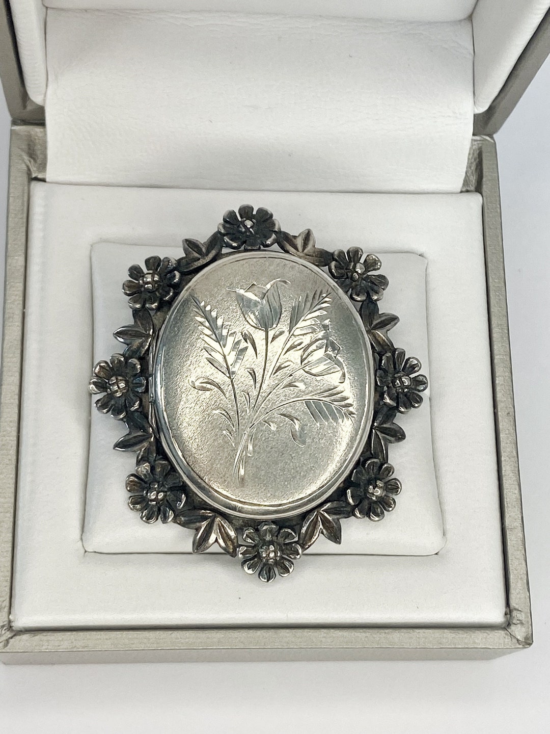 JOSEPH SMITH 1960s Large Floral Locket Brooch Sterling Silver 18g - Etsy