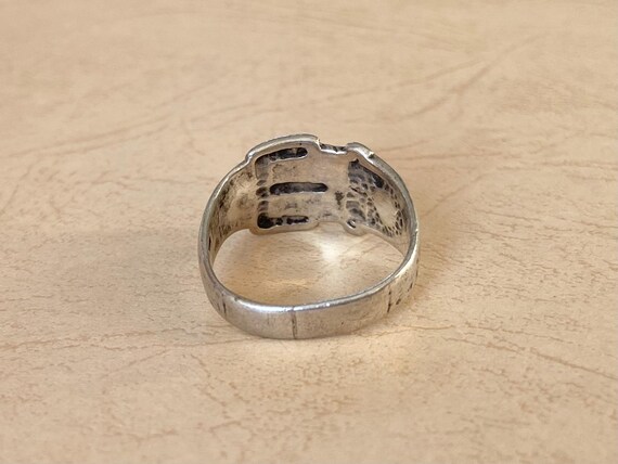 1978 Sheffield Hallmarked Sterling Silver Buckle Ring… - Gem