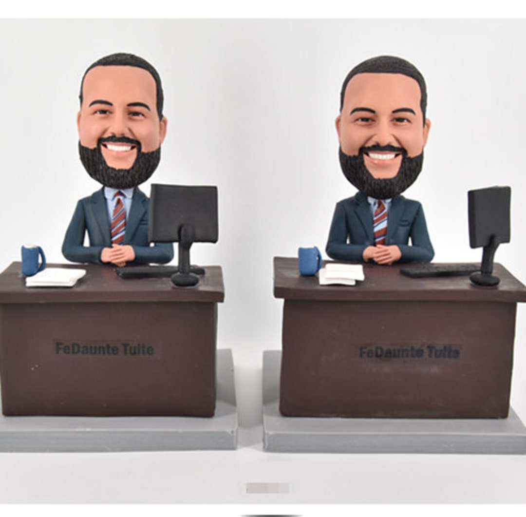Custom Man at Desk Bobbleheads, Custom Office Bobbleheads, Bobblehead ...