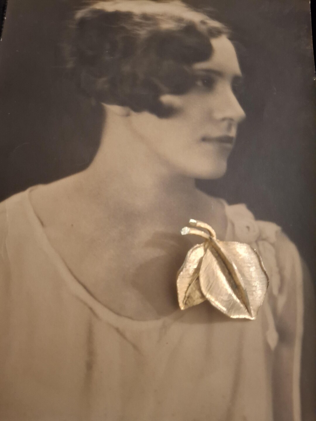 Gold Leaf Fall Brooch, Vintage - Etsy