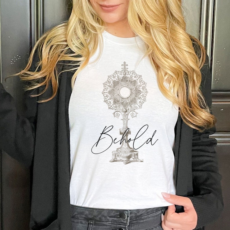 Traditional Catholic Eucharist Shirt Blessed Sacrament Monstrance ...
