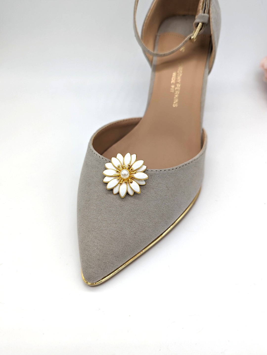 Bridal Shoe Clips pair, Golden Ivory Floral Wedding Shoe Accessories ...