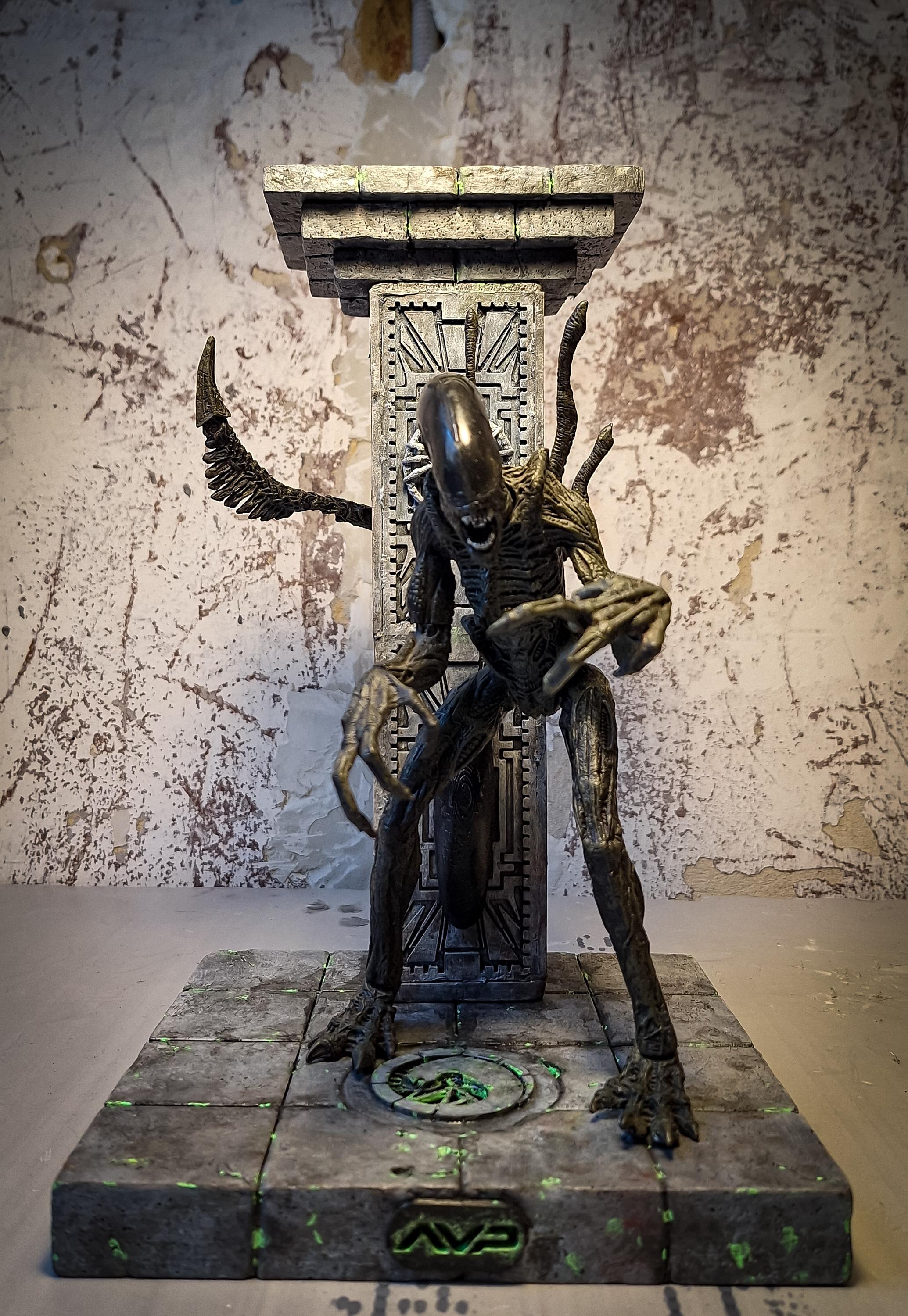 Alien Vs Predator Display Diorama / Predator Diorama / Alien Diorama - Etsy