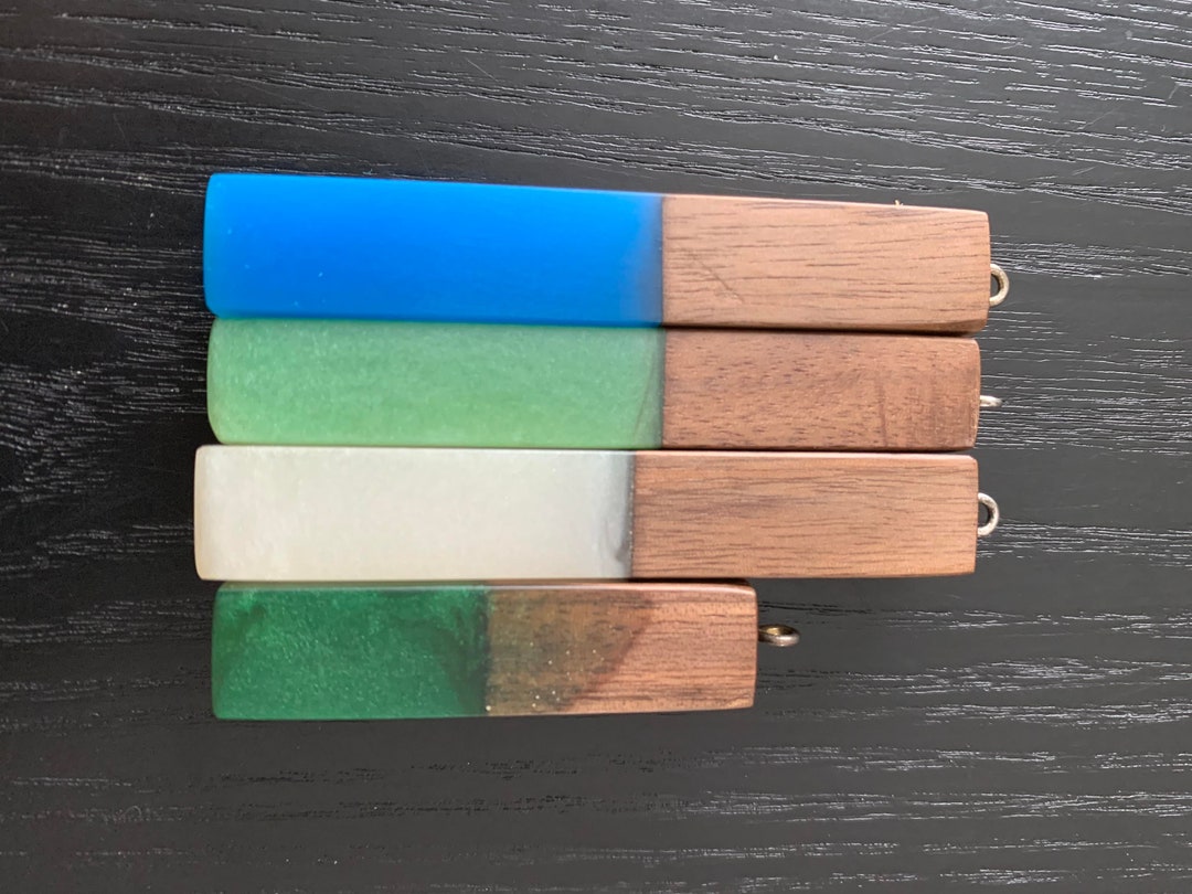 Custom Epoxy Pendants - Etsy