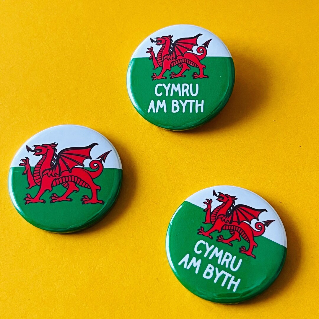 Welsh Dragon Badge: Cymru Am Byth Pride Pin, Keyring or Magnet - Etsy