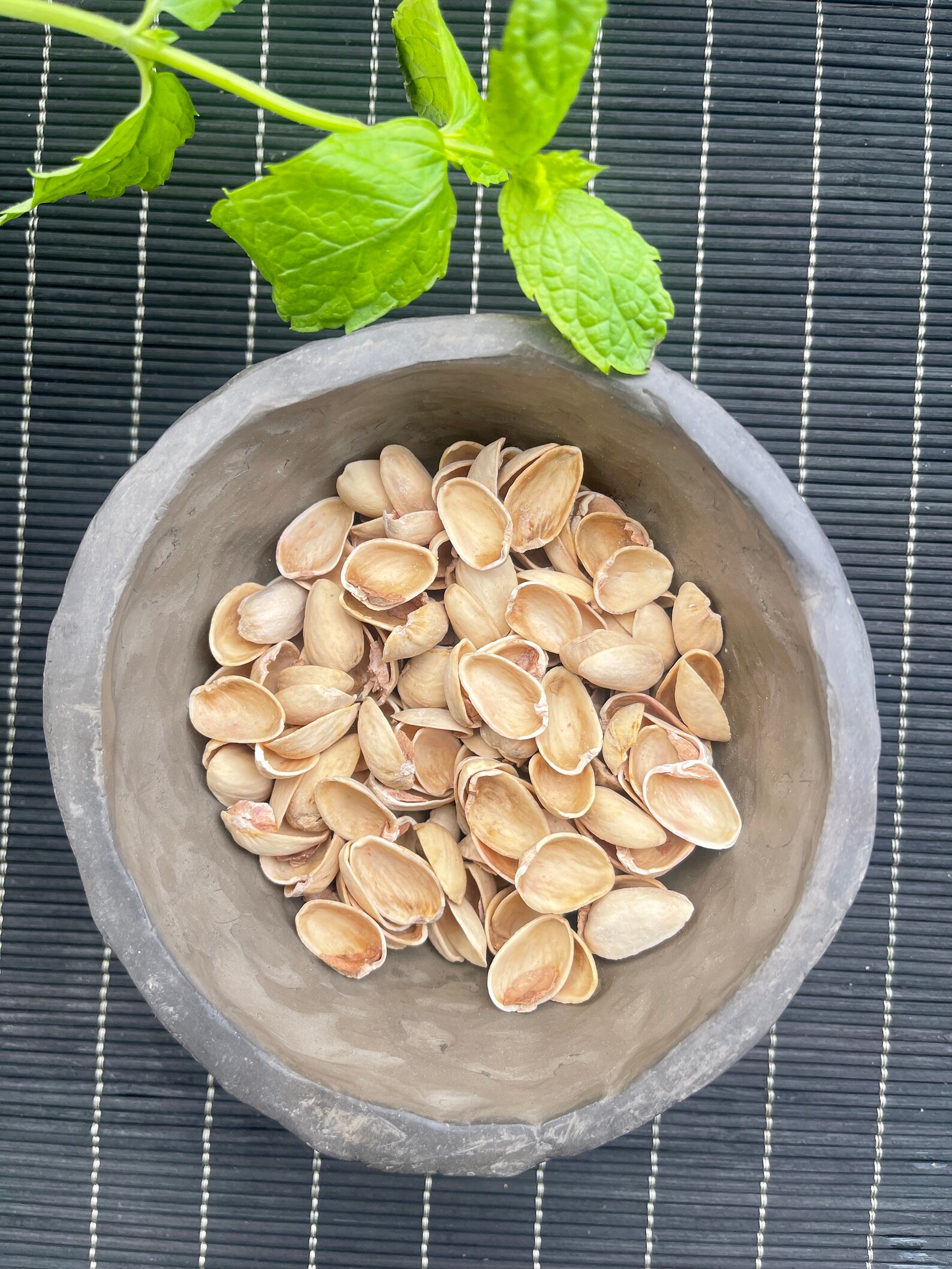 Empty Pistachio Shells, Nut Peels, DIY Crafting Art Supplies, Natural ...