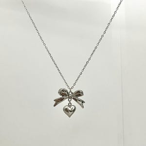 Silver Bow With Heart Necklace | Simple Coquette Necklace - Etsy