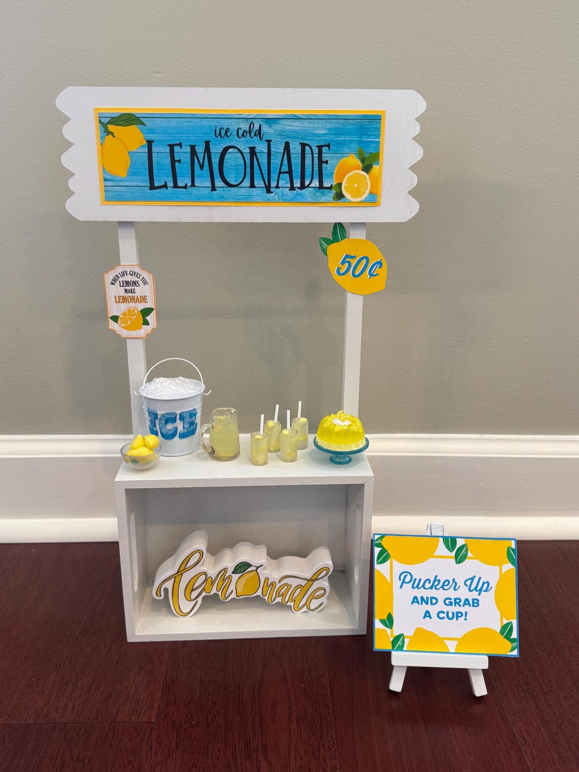 1:6 Lemonade Stand, Elf Prop, Elf Lemonade Stand, 1/6 Elf Prop, Elf ...