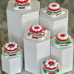 1:6 Xmas Jello, Elf Prop, Christmas Doll Dessert, 10” Doll, 11.5” Doll ...