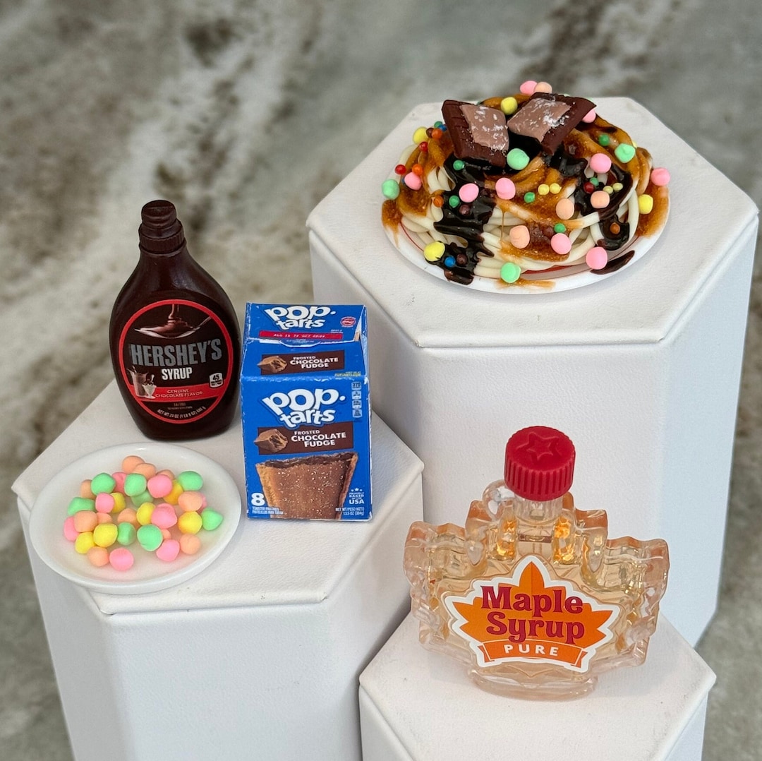 Elf Inspired Christmas Spaghetti for Elf Doll Prop, Elf Spaghetti, 2 ...