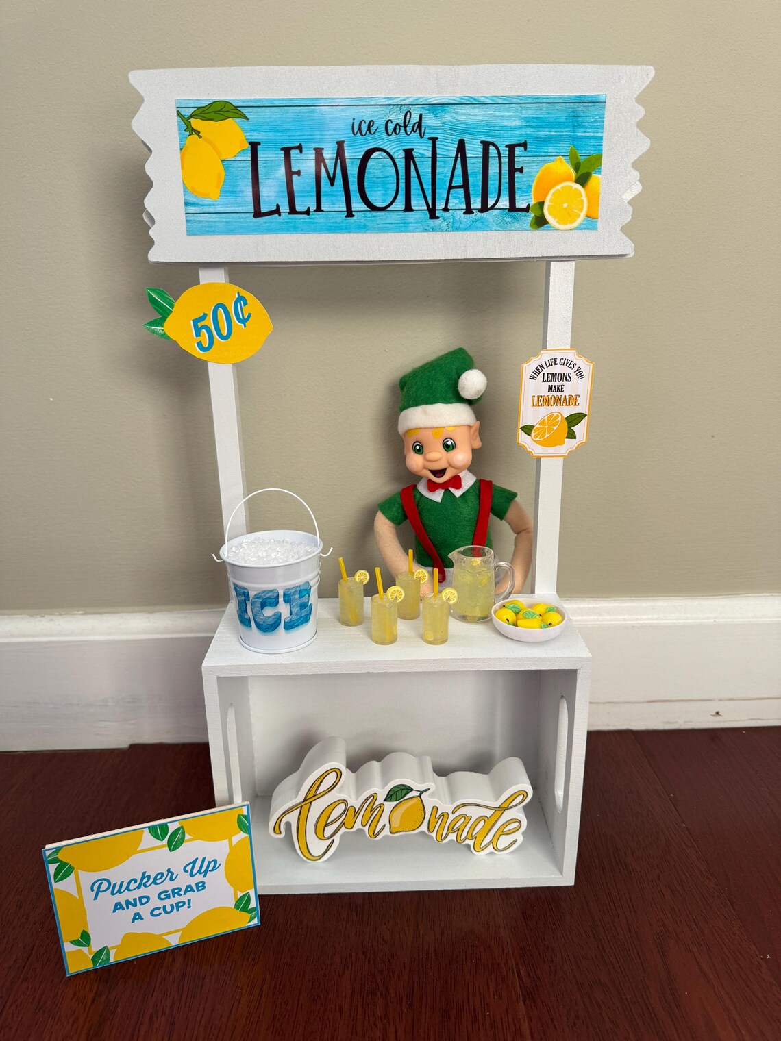 1:6 Lemonade Stand, Elf Prop, Elf Lemonade Stand, 1/6 Elf Prop, Elf ...