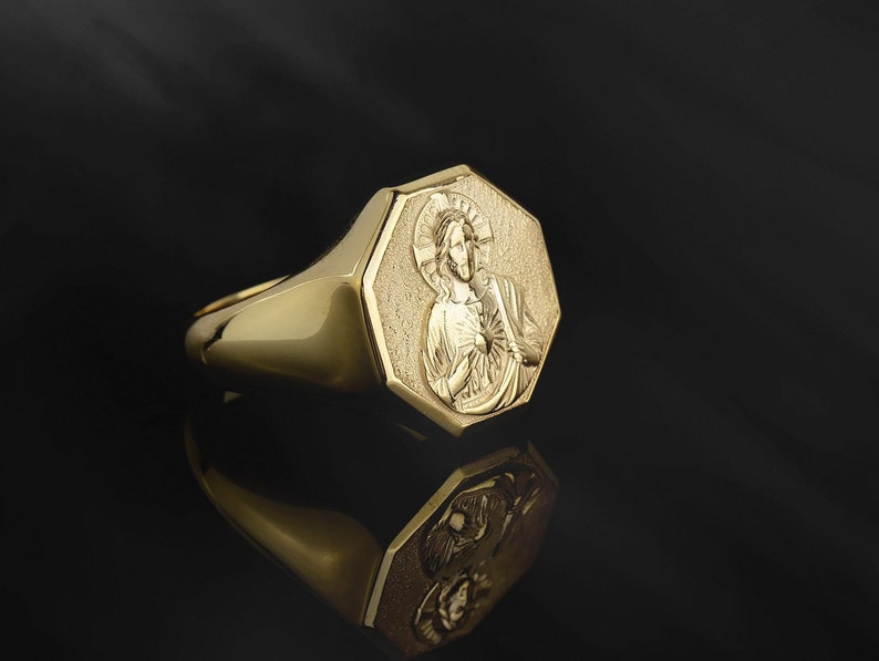 14K Solid Gold Jesus With Sacred Heart Ring, Christian Religious Men's ...