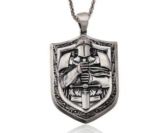 Knight Templar Necklace - Etsy
