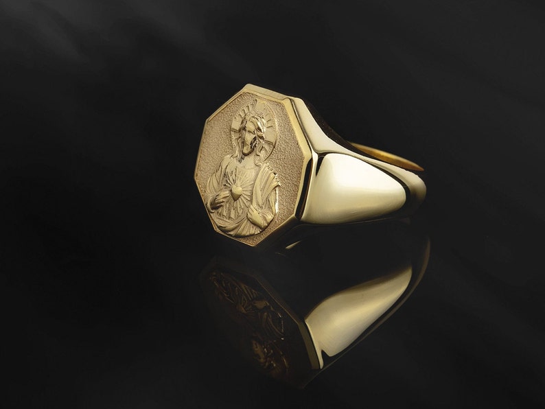 14K Solid Gold Jesus With Sacred Heart Ring, Christian Religious Men's ...