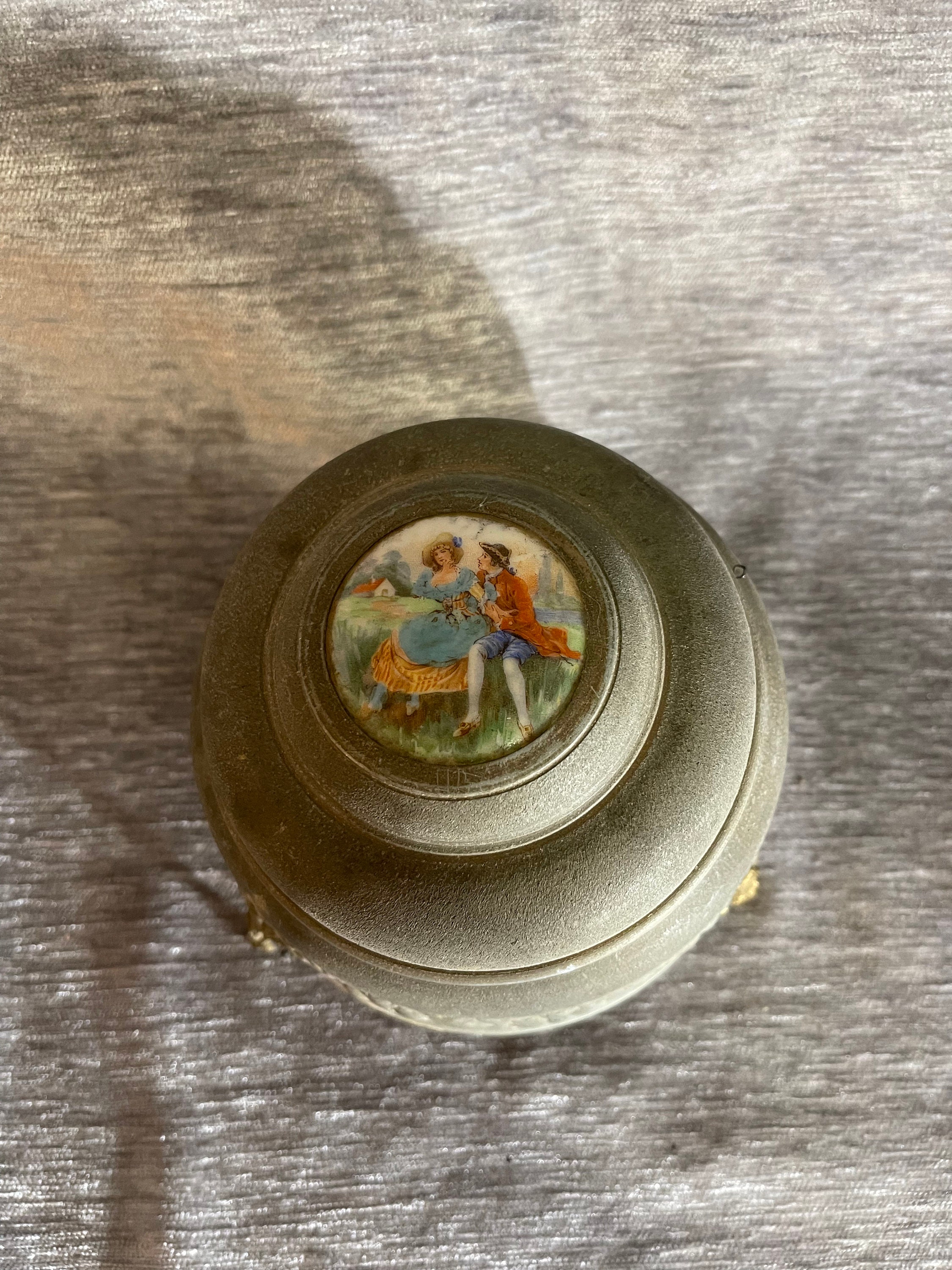 Vintage Powder Puff Music Box 163 - Etsy