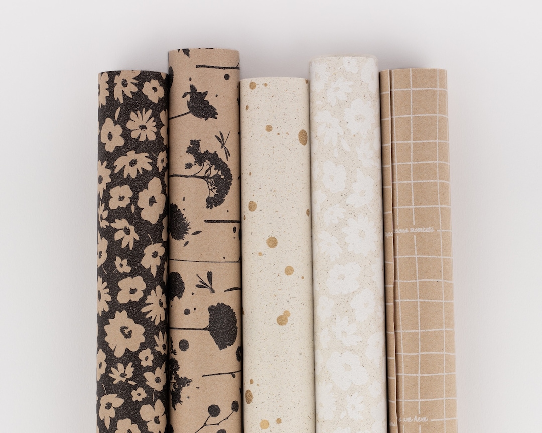 Wrapping Paper Roll Mix Kraft Paper Flowers, Hearts, Daisies, Black ...