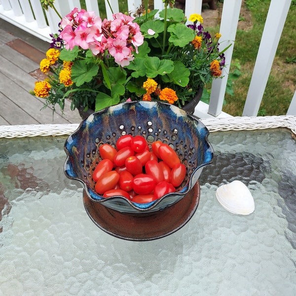 Berry Bowl Colander - Etsy